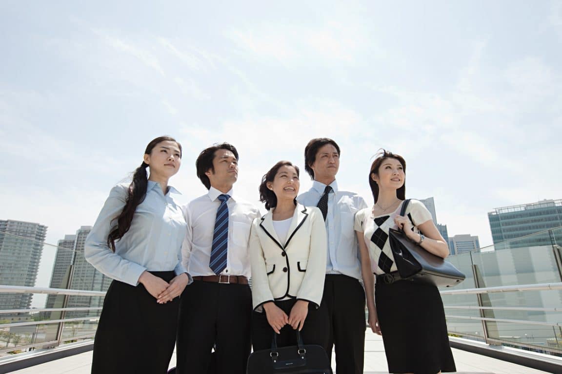 4 Ways the Japanese Workplace Culture Is Different from the US | SME ...